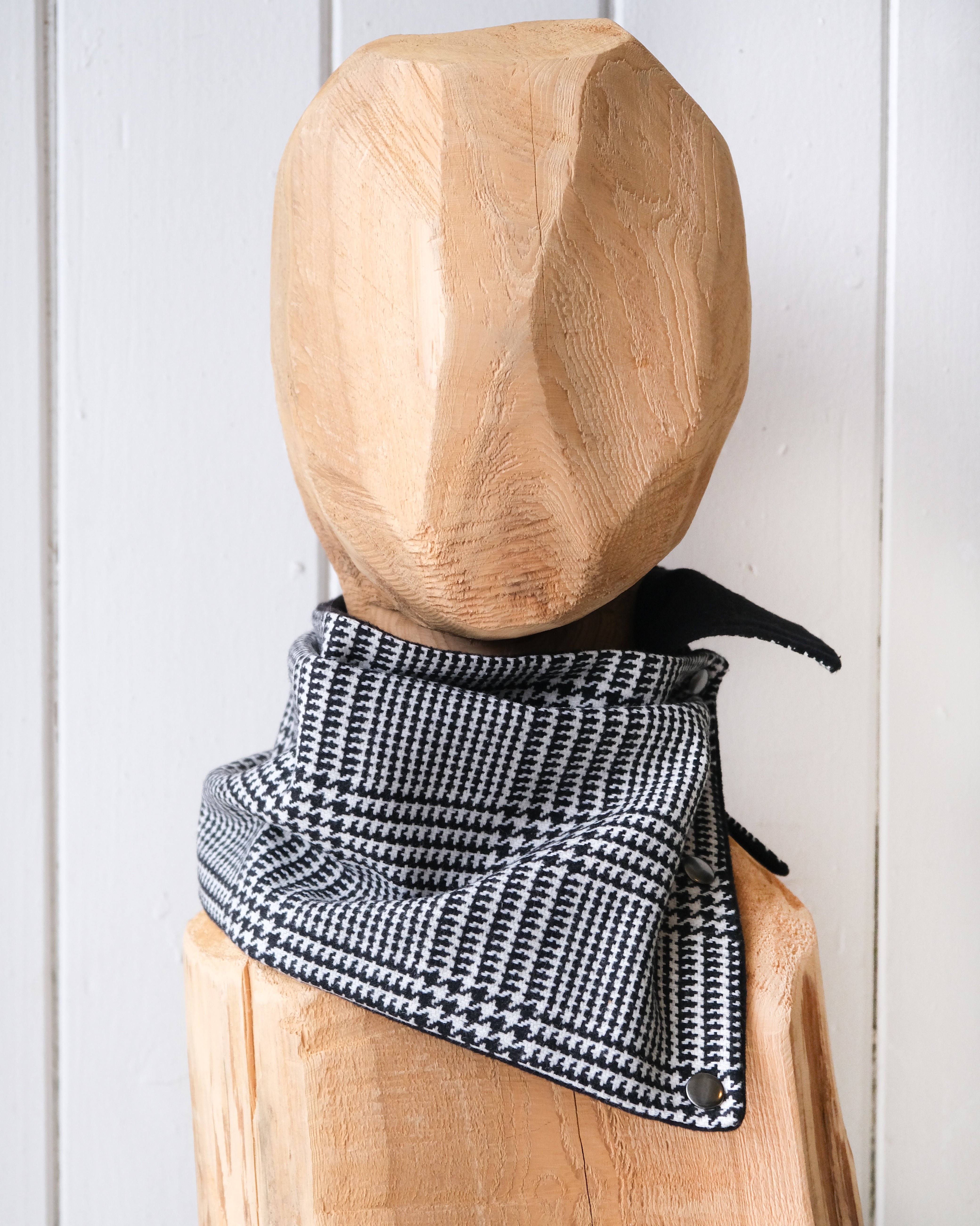 Snap Cowl Scarf No. 330 – Pip Robins Accessories